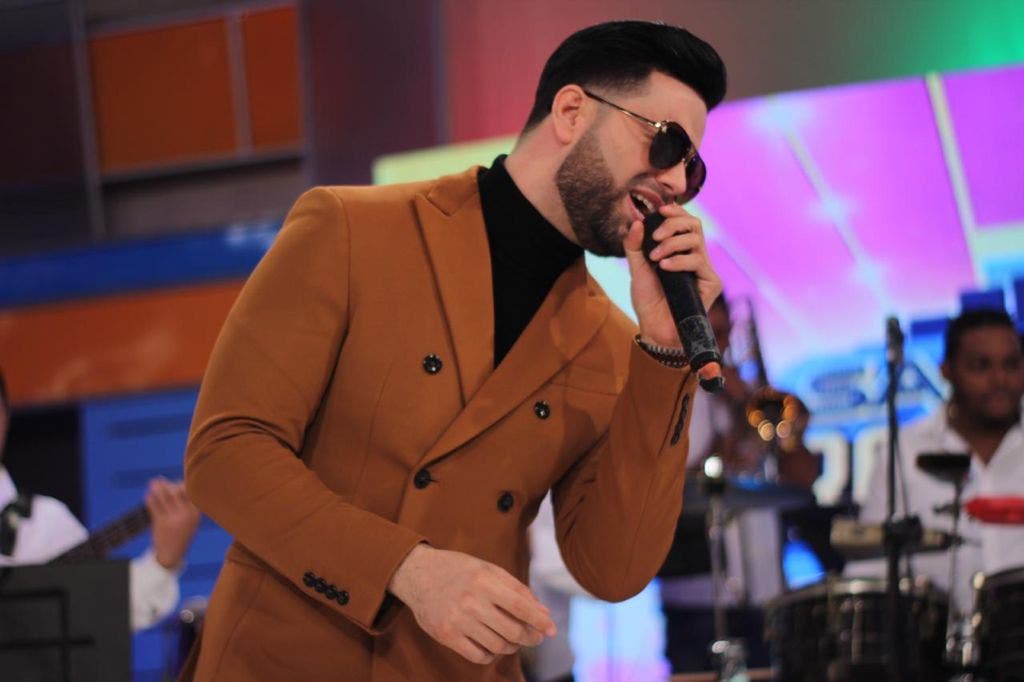 Salsero Luismi se consolida en el gusto popular