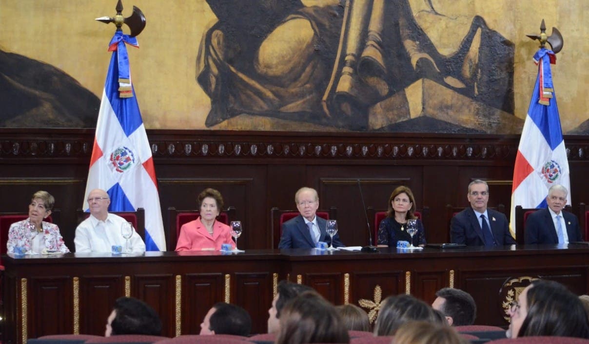 Senado dominicano reconoce al empresario José Luis Corripio E ...