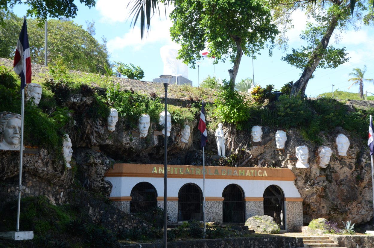 Plaza Duarte: Cultura y salud en un mismo espacio en SDE