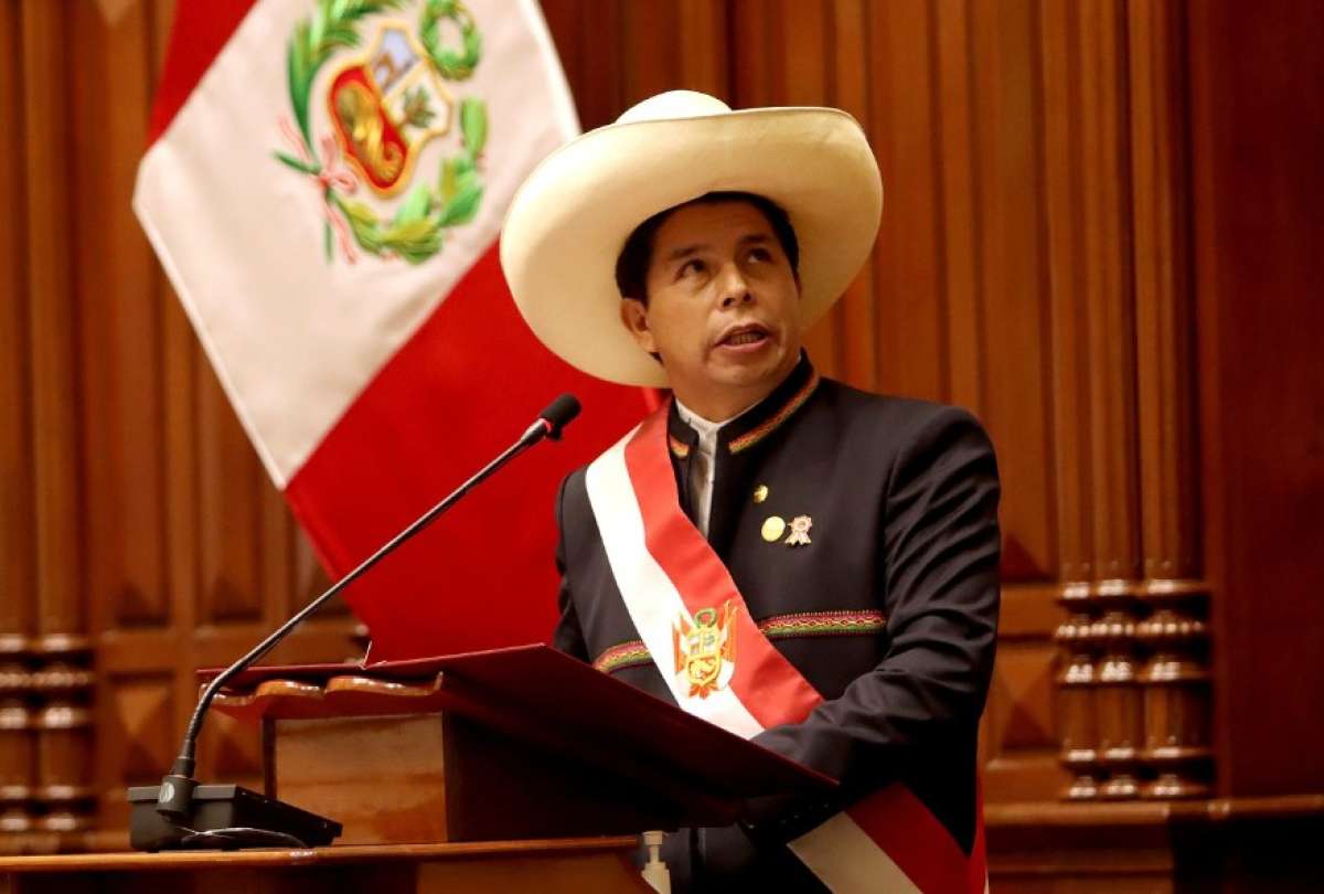 Congreso De Perú Destituye A Pedro Castillo