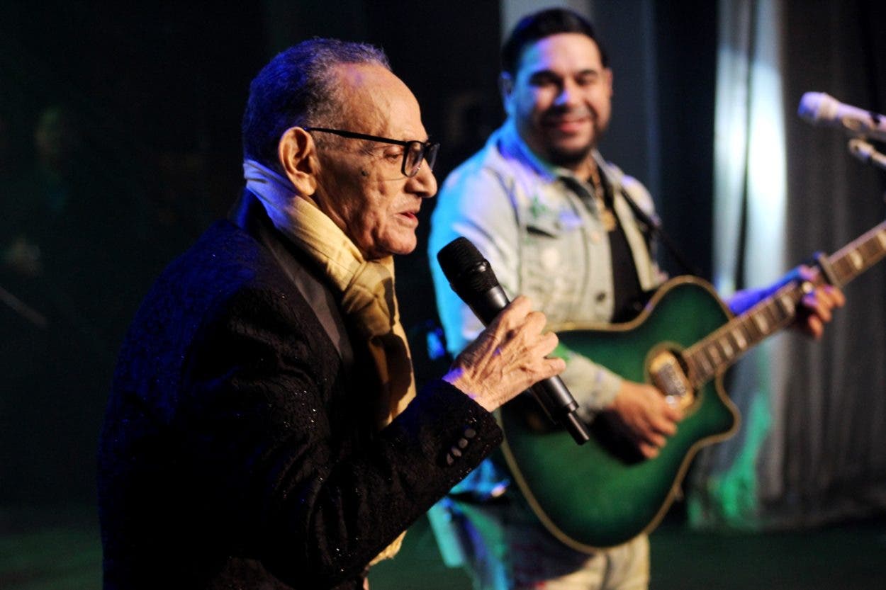 El Chaval de la Bachata se anota un “sold out” en concierto aniversario