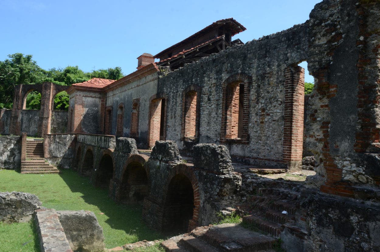 Las dulces ruinas del otrora ingenio Boca de Nigua