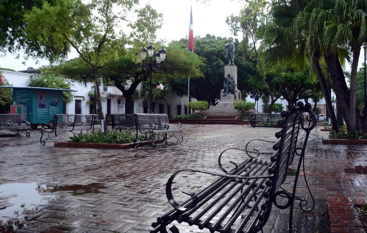 PN indaga desorden en la Ciudad Colonial