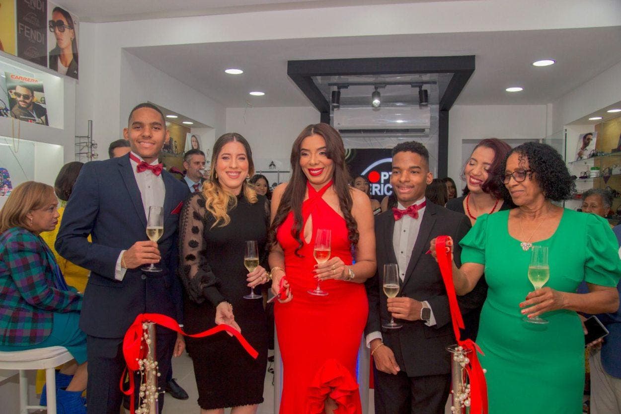 Óptica Americana abre sus puertas en Santiago