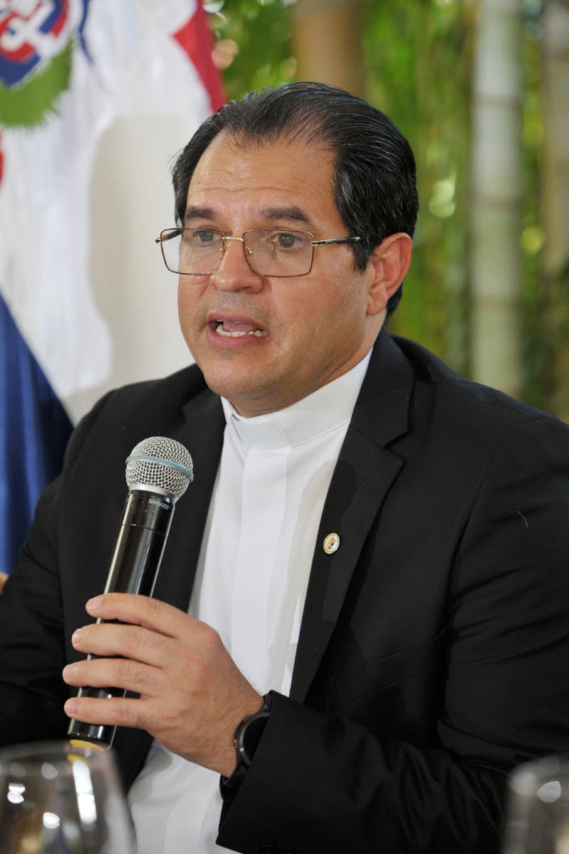 RD prueba cómo reducir la semana laboral influye en trabajador y empresa