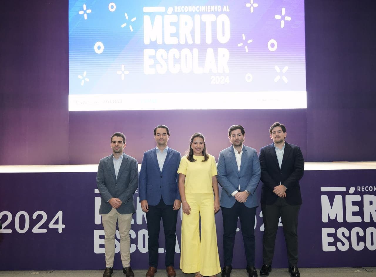 Grupo Corripio reconoce más de 150 estudiantes meritorios hijos de sus ...